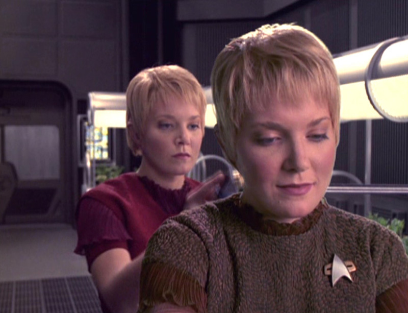 Kes Star Trek Voyager Actress 60 Photos - Moonagedaydream.film