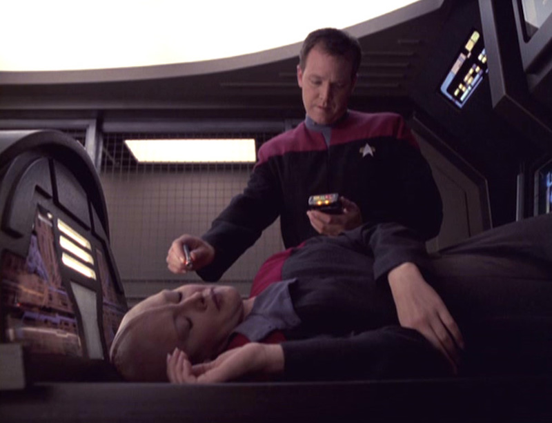 Star Trek: Voyager Rewatch: "Live Fast and Prosper" - Reactor