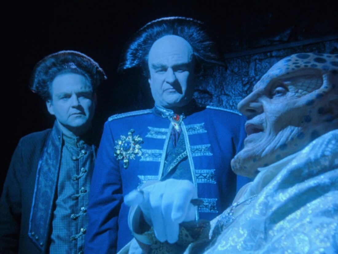 Mollari dreams that he, G'Kar, and Vir are in the throne room in ...